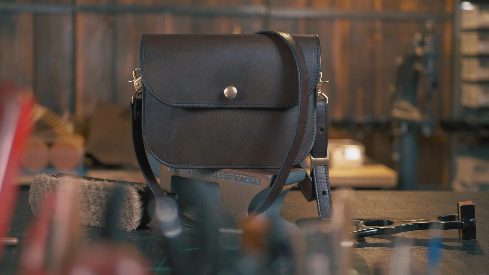 How to Clean Leather Purse From Thrift Store - Second-Hand Chic